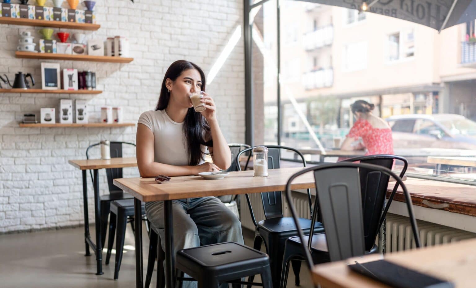 Gen Z Is Ditching Dating in Favor of “Solo-Maxxing”, Here’s Why So Many ...
